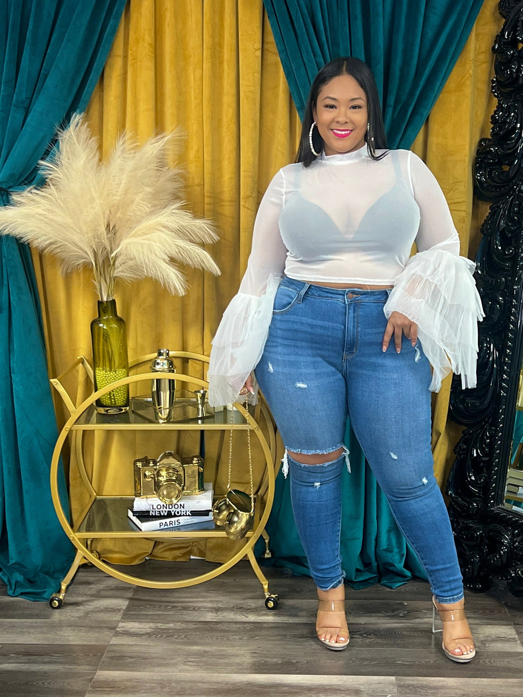 Tops – culturesclosetboutique